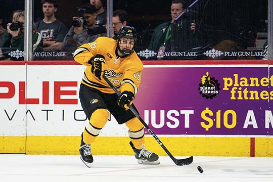 Huskies hockey returns to action with series against Tommies | News ...